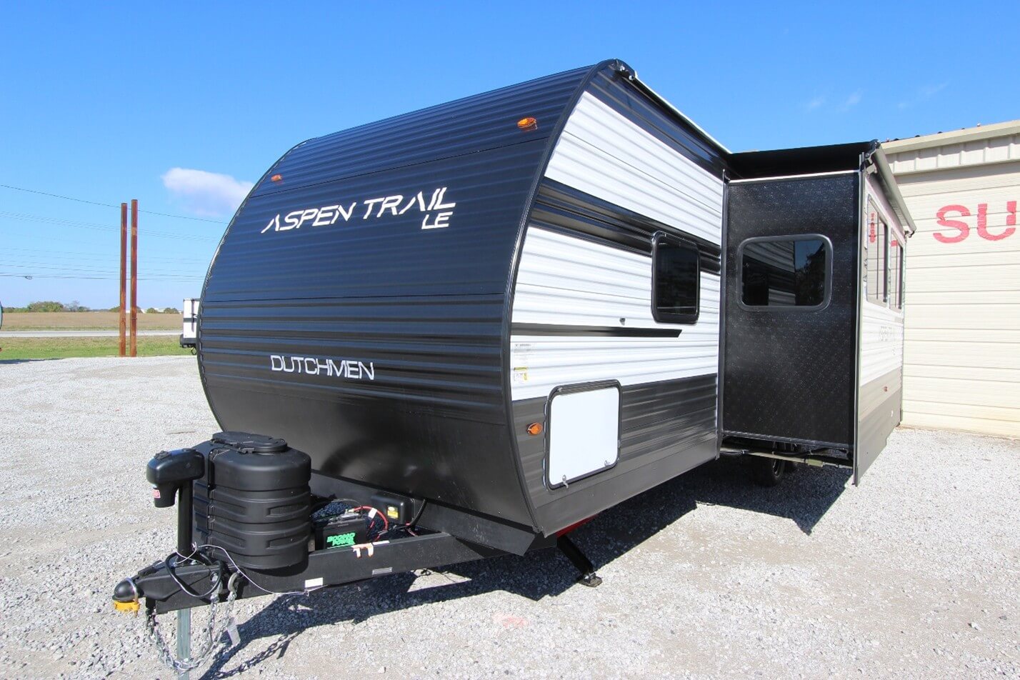 Why the Dutchmen Aspen Trail 26BH Is a Smarter Buy Than the Jayco Jay ...